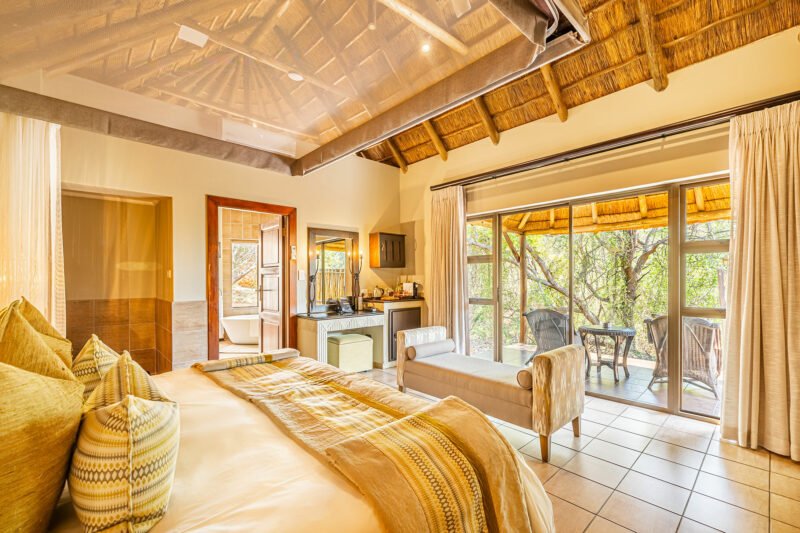 5 Star Luxury Accommodation - Ivory Tree Game Lodge