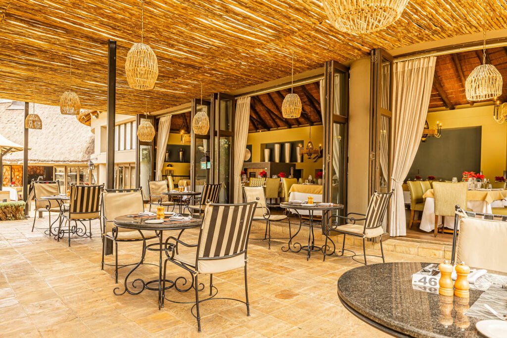 Dining - Ivory Tree Game Lodge